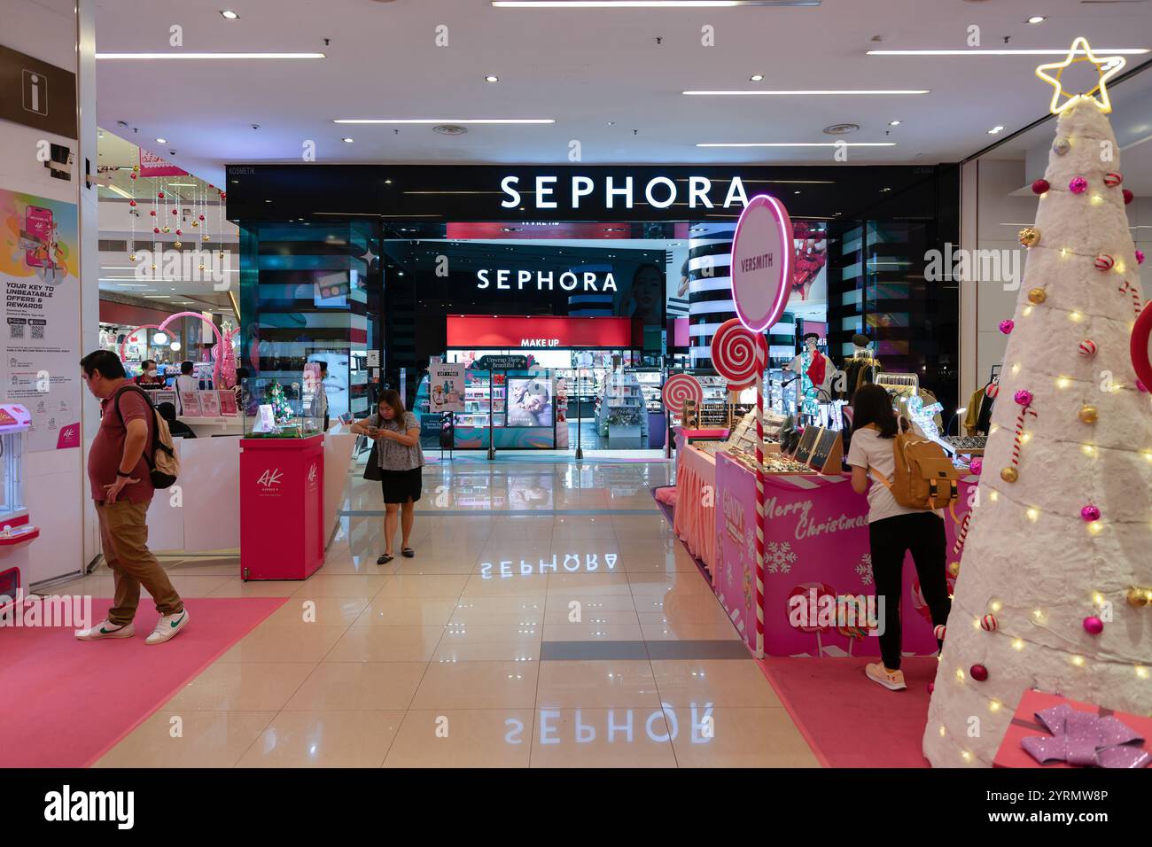 KUALA LUMPUR, MALAYSIA - DECEMBER 01, 2023: Sephora store in Avenue K ...