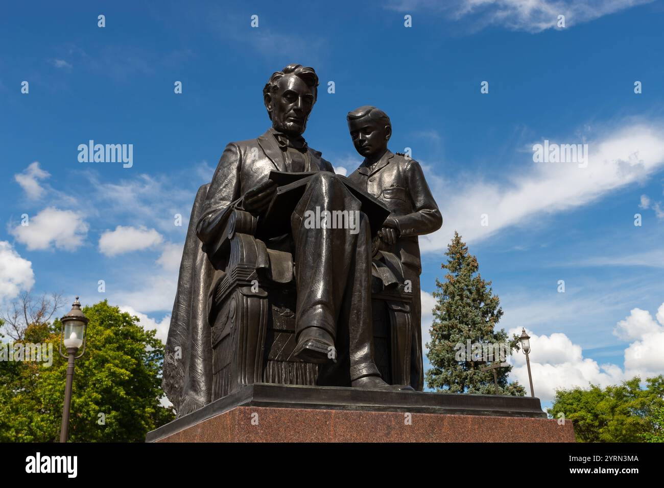 Des Moines, Iowa - United States - September 16th, 2024: Statue ...