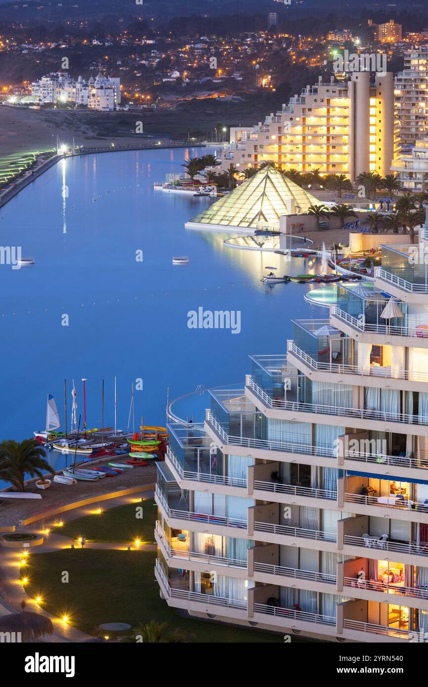 Chile, Algarrobo, San Alfonso del Mar, World´s largest man-made pool ...