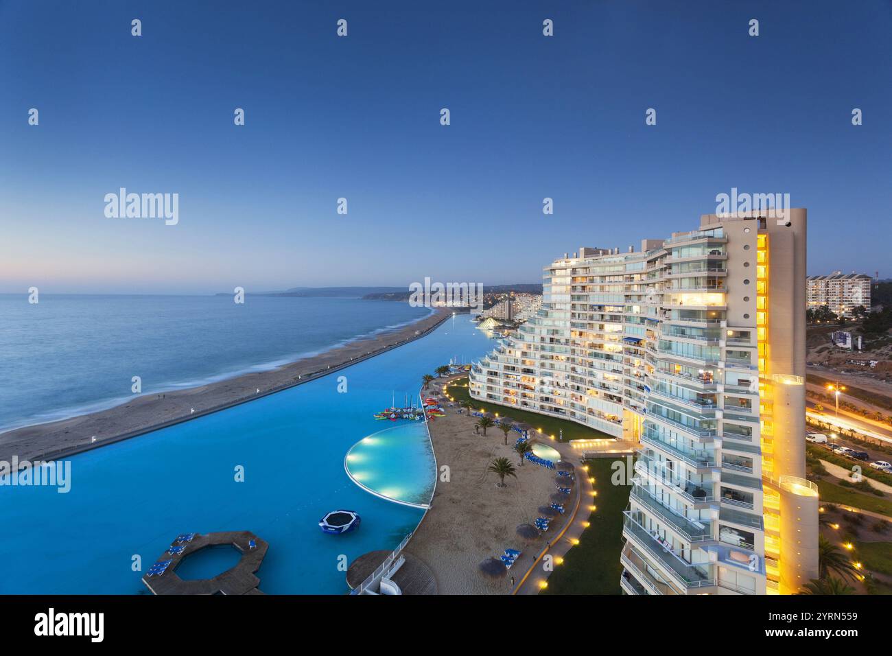 Chile, Algarrobo, San Alfonso del Mar, World´s largest man-made pool ...