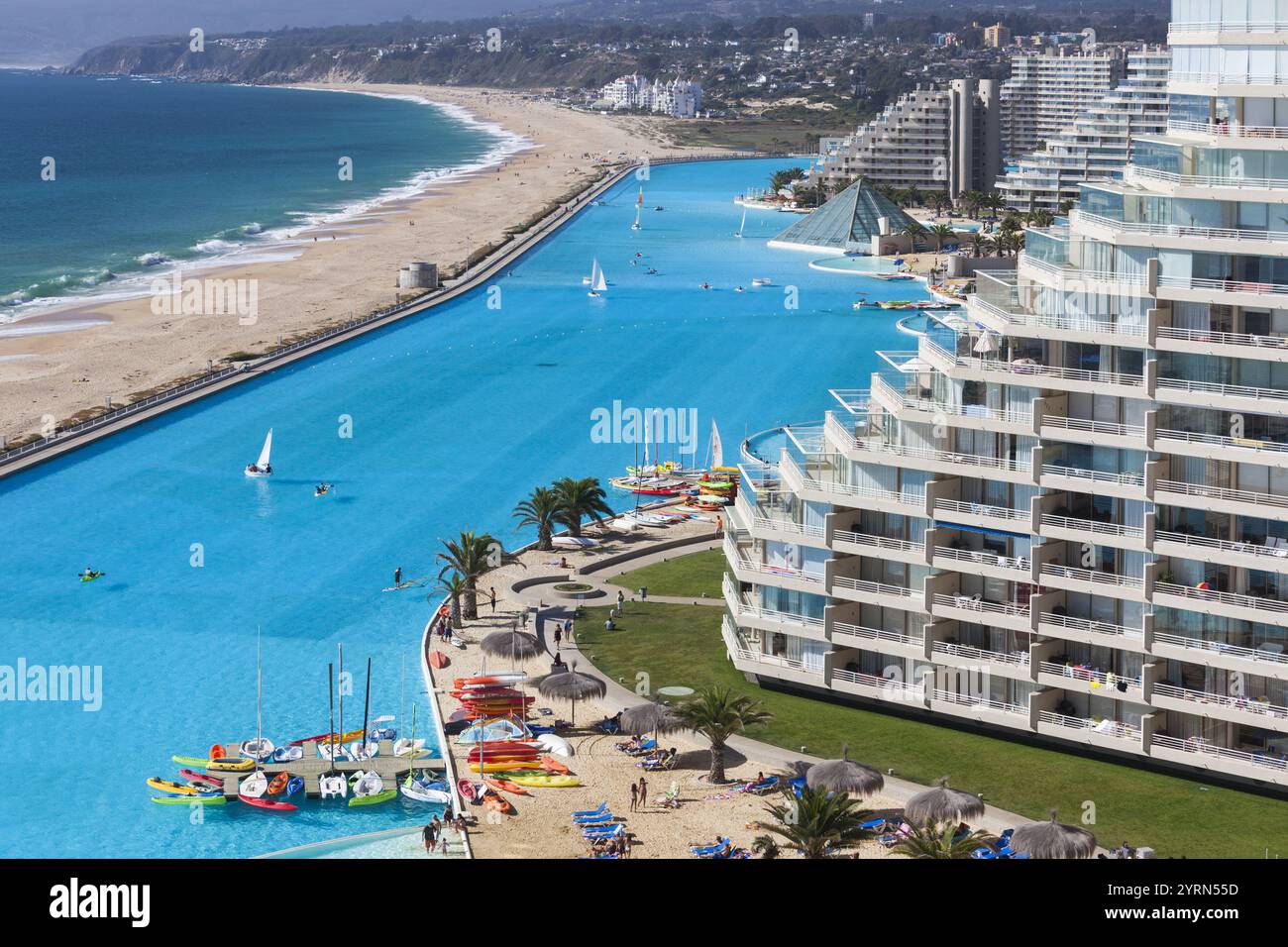 Chile, Algarrobo, San Alfonso del Mar, World´s largest man-made pool ...