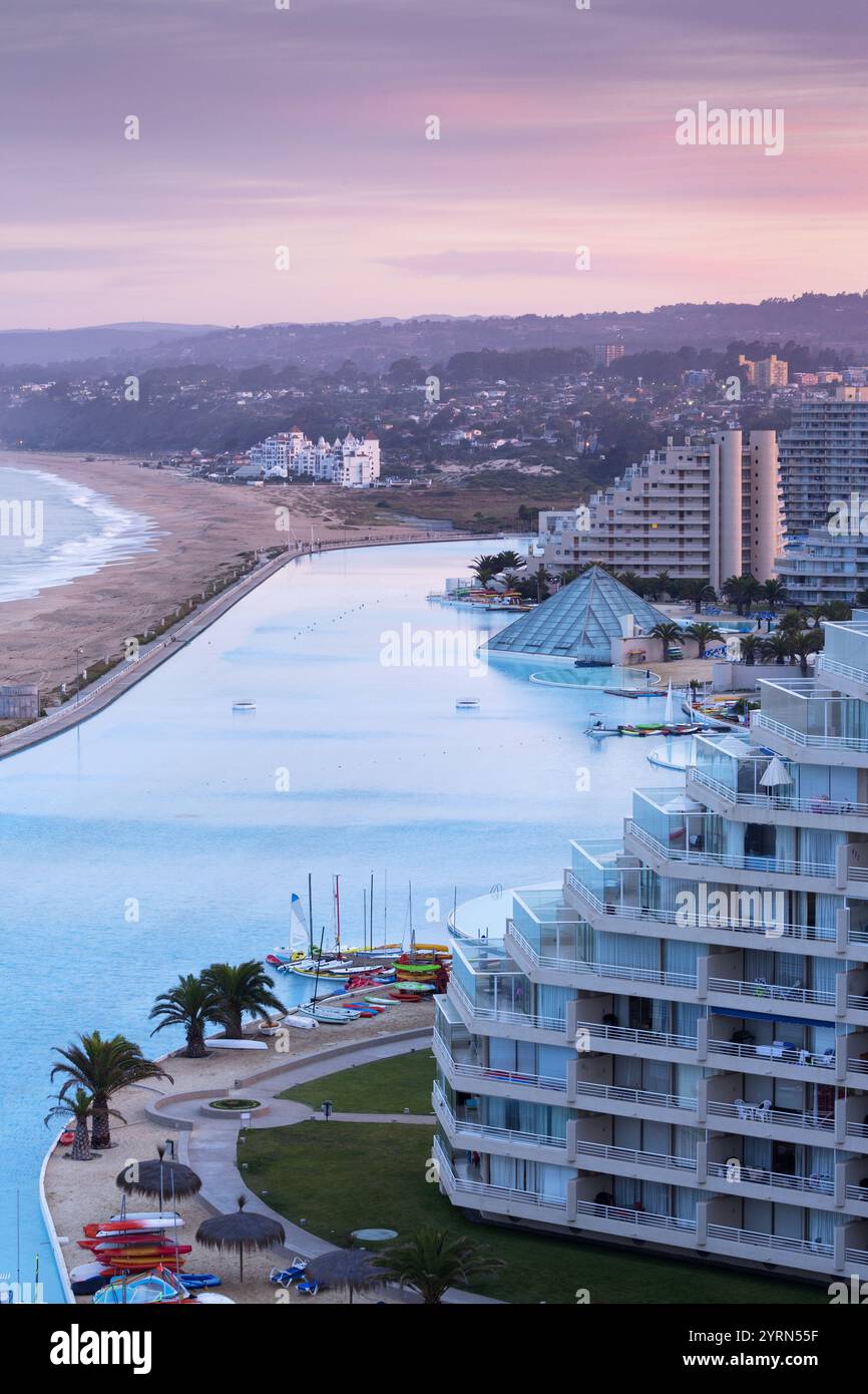 Chile, Algarrobo, San Alfonso del Mar, World´s largest man-made pool ...