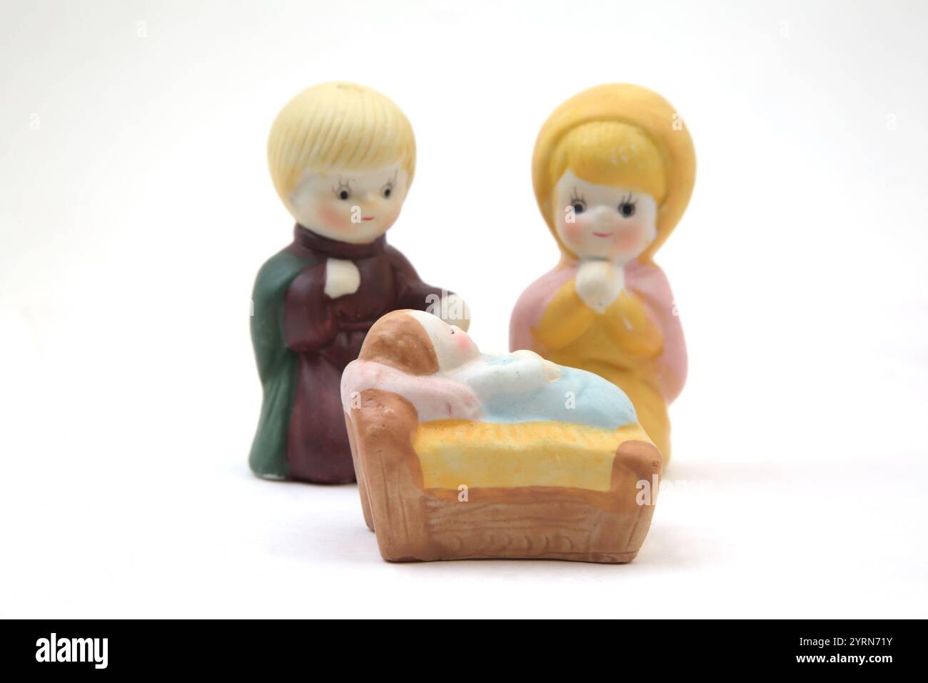 Nativity Figures Christmas Decorations The Holy Family - Joseph, Virgin ...