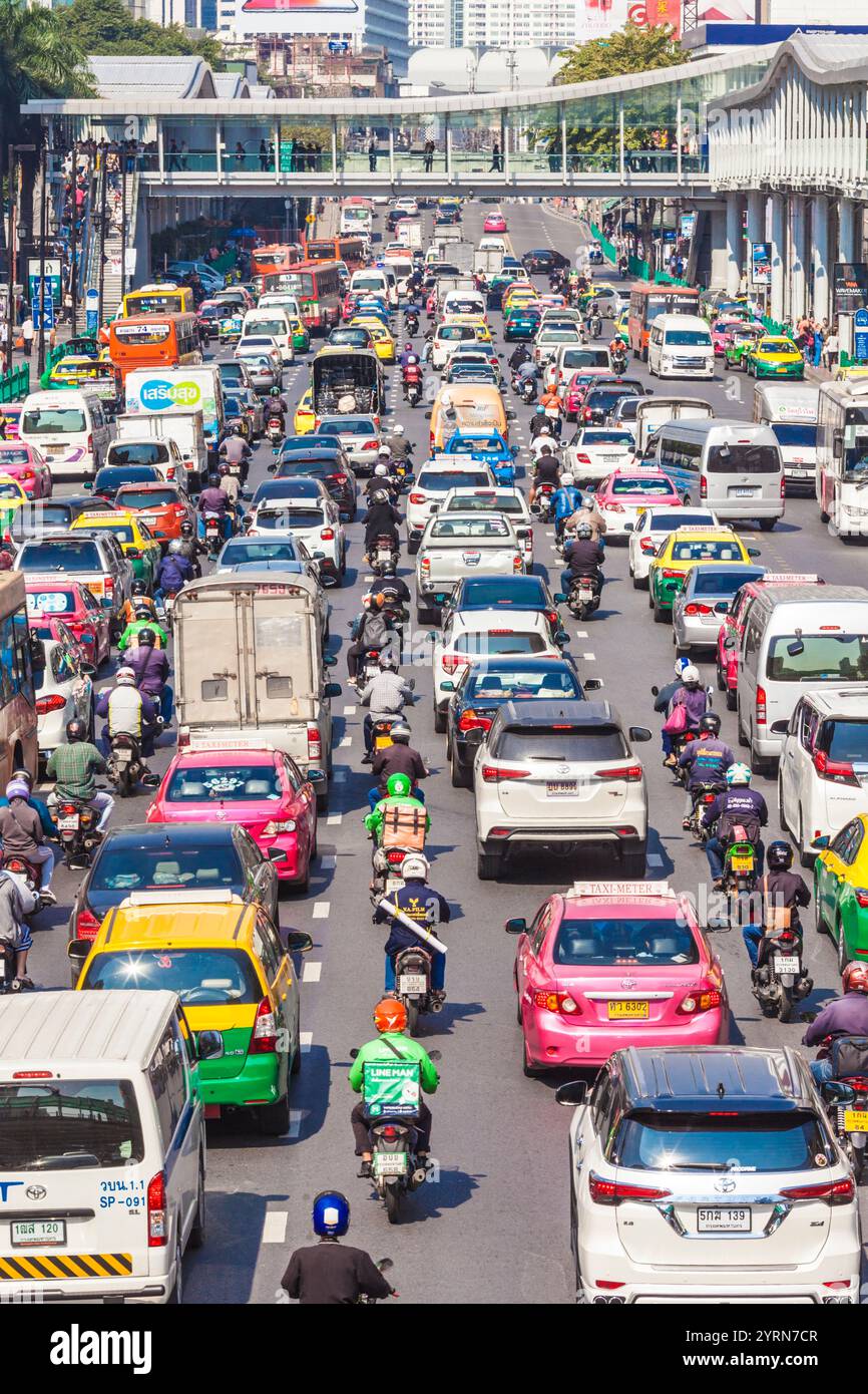 Thailand,Bangkok,Siam Square Area,traffic on Ratchaprarop Road Stock ...