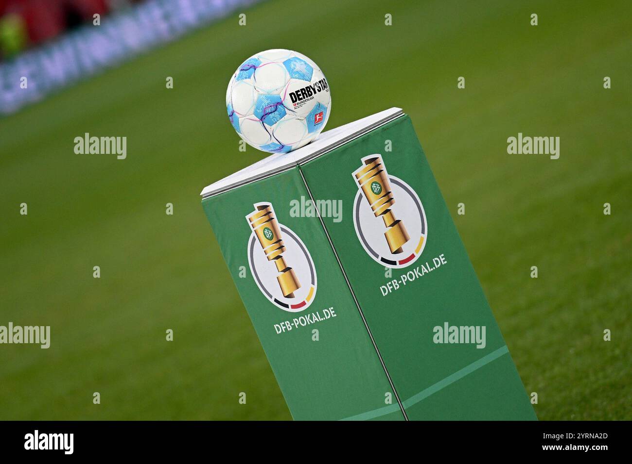 Fussball; DFB-Pokal; Achtelfinale; Saison 2024/2025; FC Bayern München ...