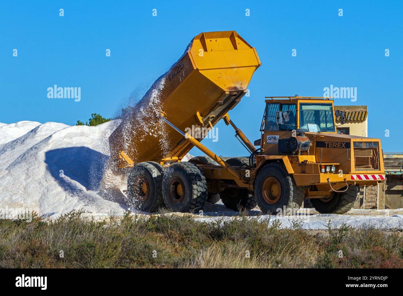 Salt harvesting at the Salin de l’ile St-Martin. Gruissan Saltworks ...