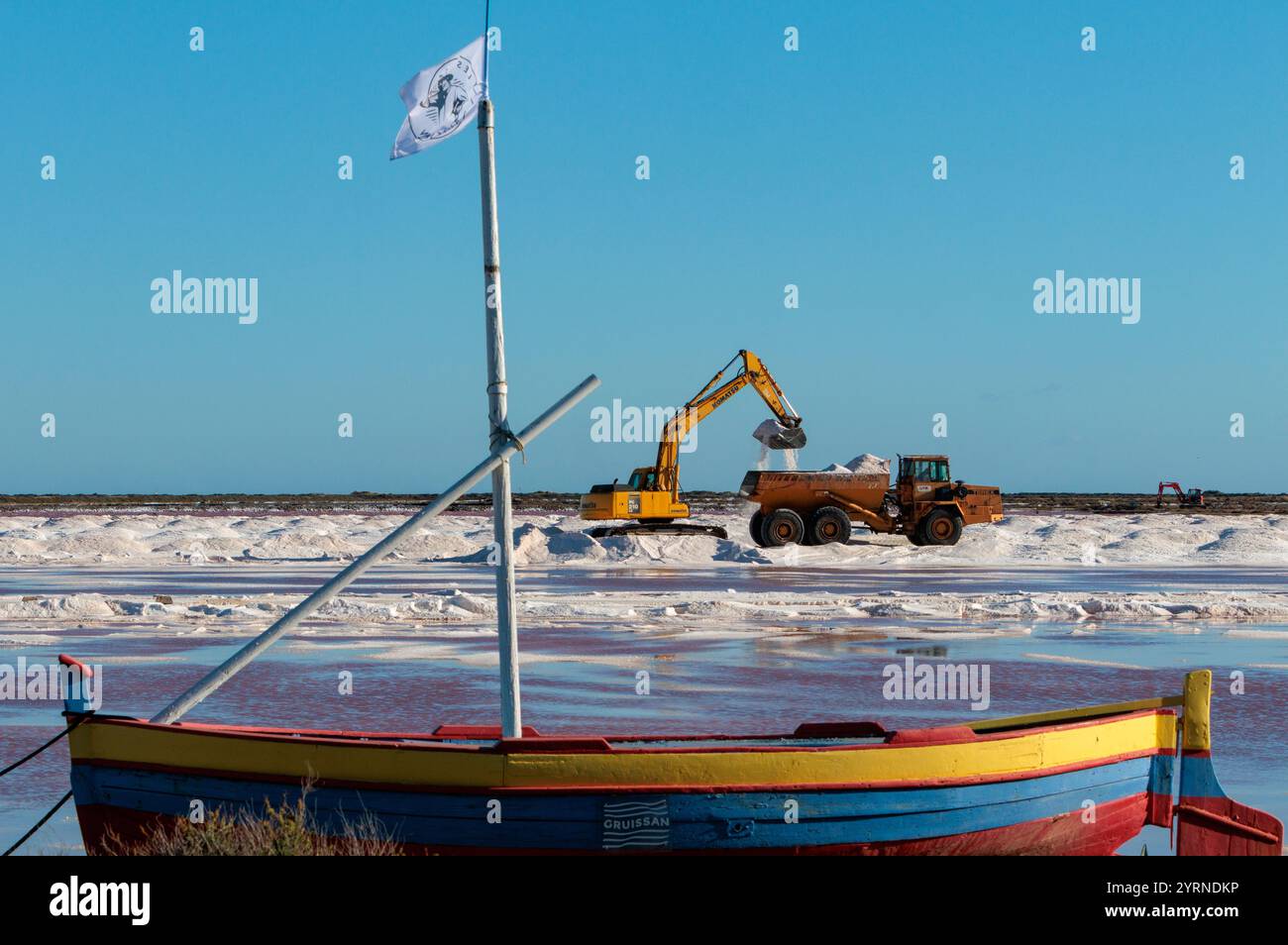 Salt harvesting at the Salin de l’ile St-Martin. Gruissan Saltworks ...