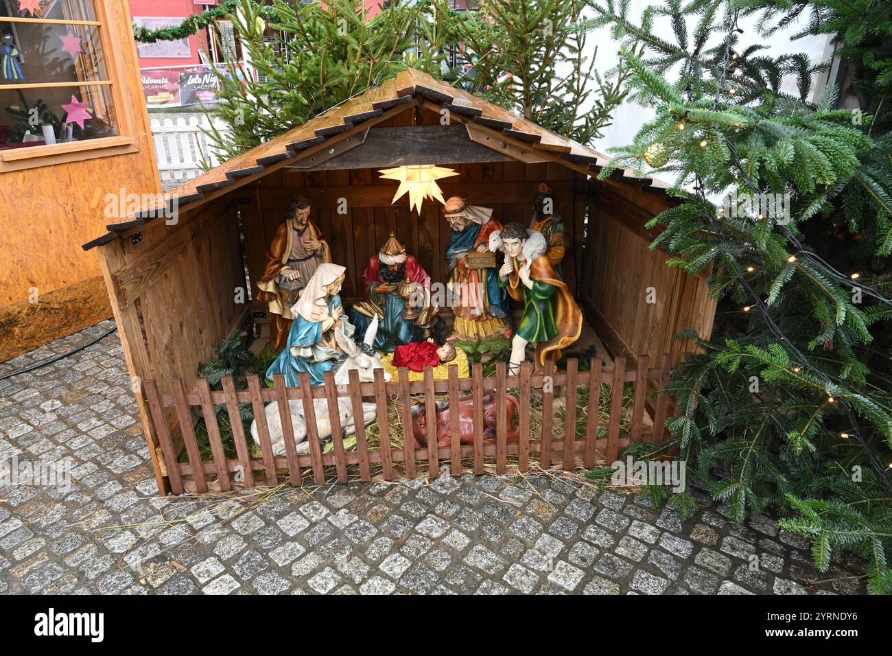 Greifswald, Germany. 04th Dec, 2024. A nativity scene with the figures ...