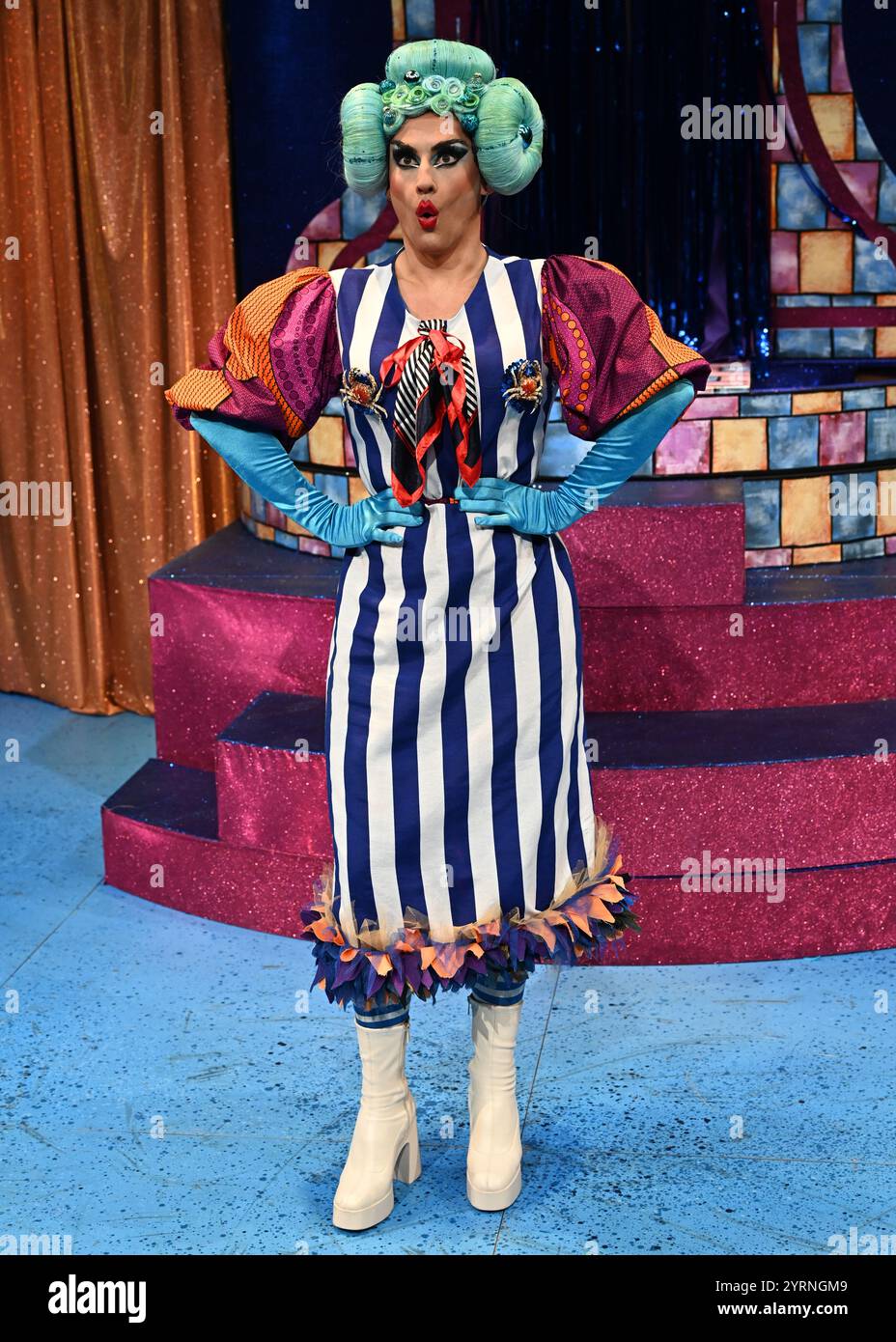 LONDON, UK. 4th Dec, 2024. Press call for the cast of Cinderella with ...