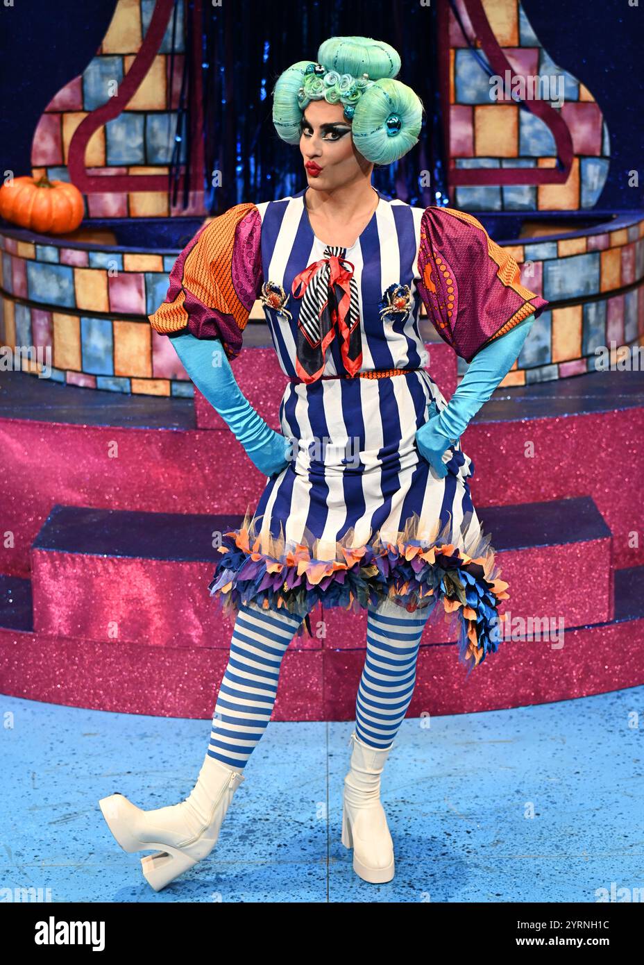 LONDON, ENGLAND: 4th December 2024: Press call for the cast of ...