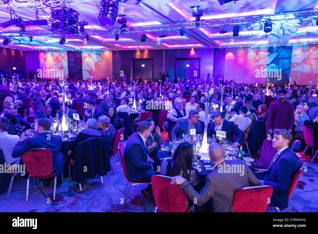 Full lunch hi-res stock photography and images - Alamy