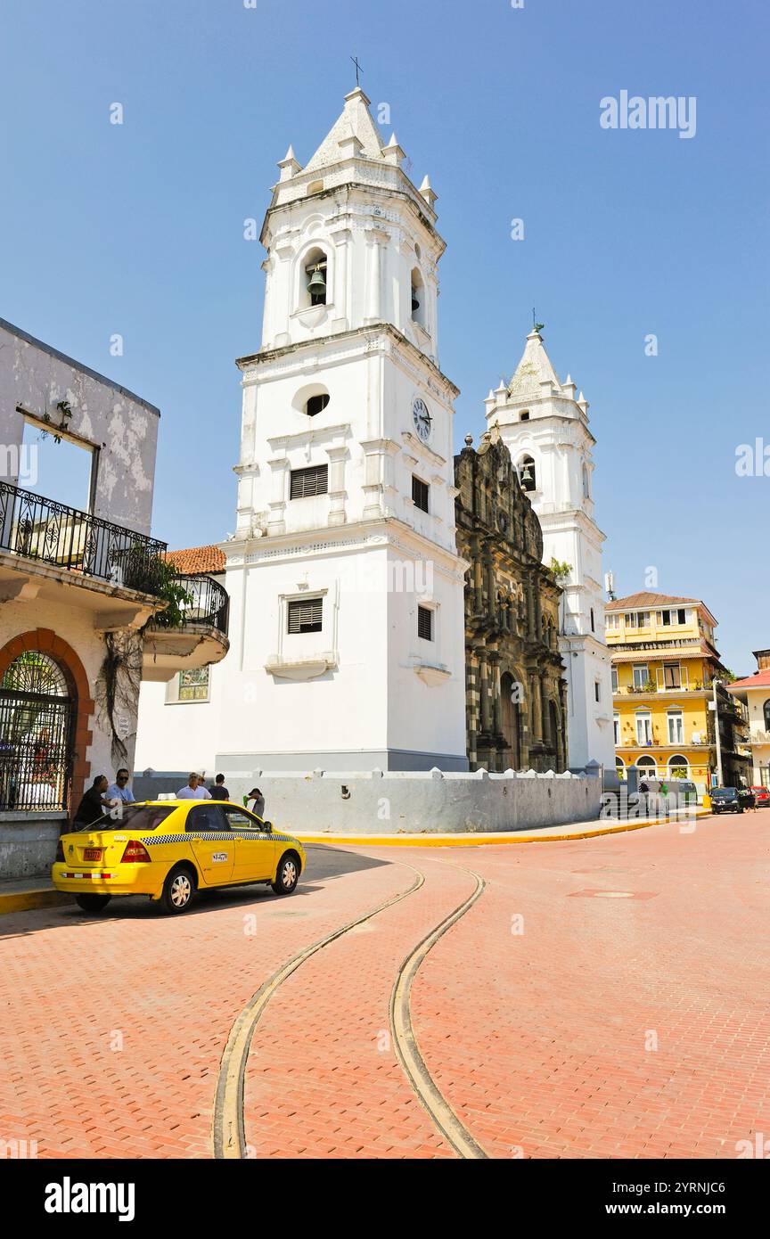 Cathedral on the Plaza de la Independencia,Casco Antiguo the historic ...