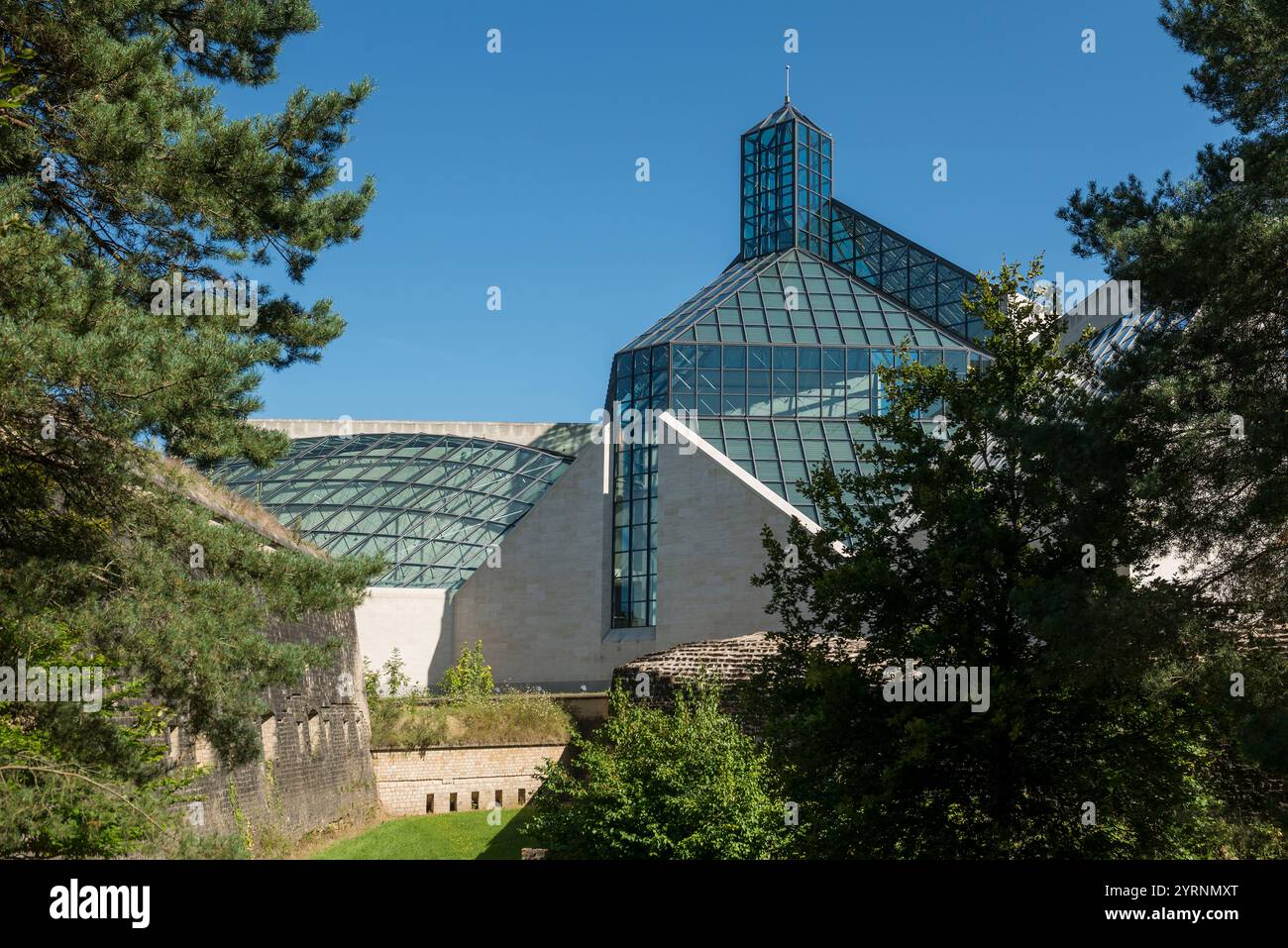 Museum of Modern Art, Musée d'Art Moderne Grand-Duc Jean, Mudam ...
