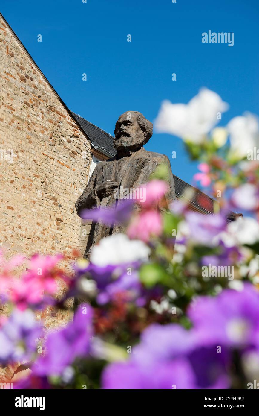 Statue of Karl Marx, Trier, Mosel, Rhineland-Palatinate, Germany Stock ...
