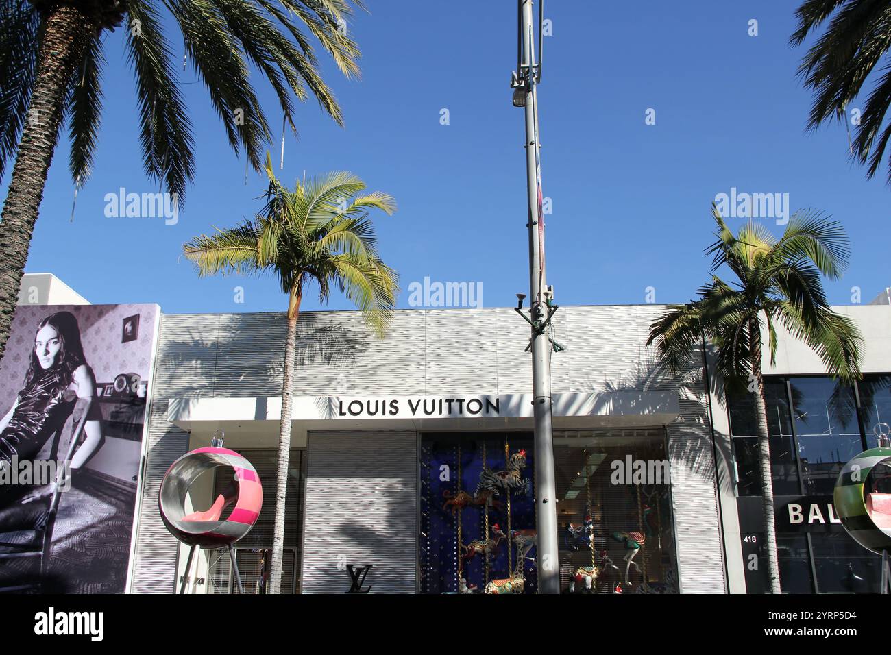 Louis vuitton beverly hills rodeo drive store hi-res stock photography ...