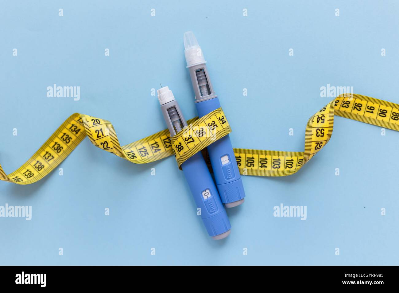 Two injectors dosing pens for subcutaneous injection of antidiabetic ...