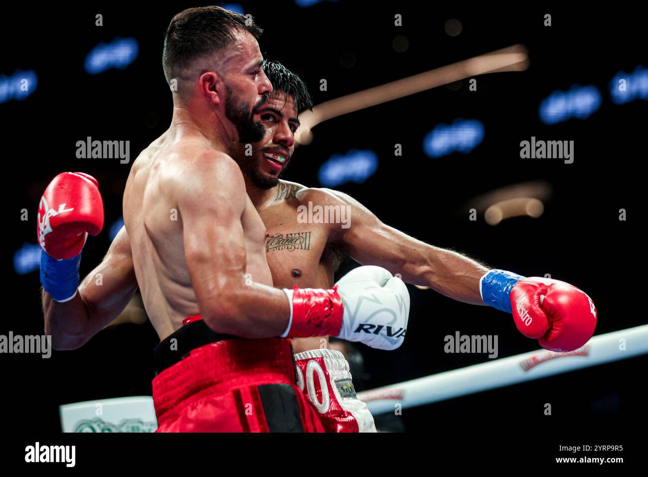 Gabriel Muratalla (R) and Carlos Fontes Bantamweight fight during their ...