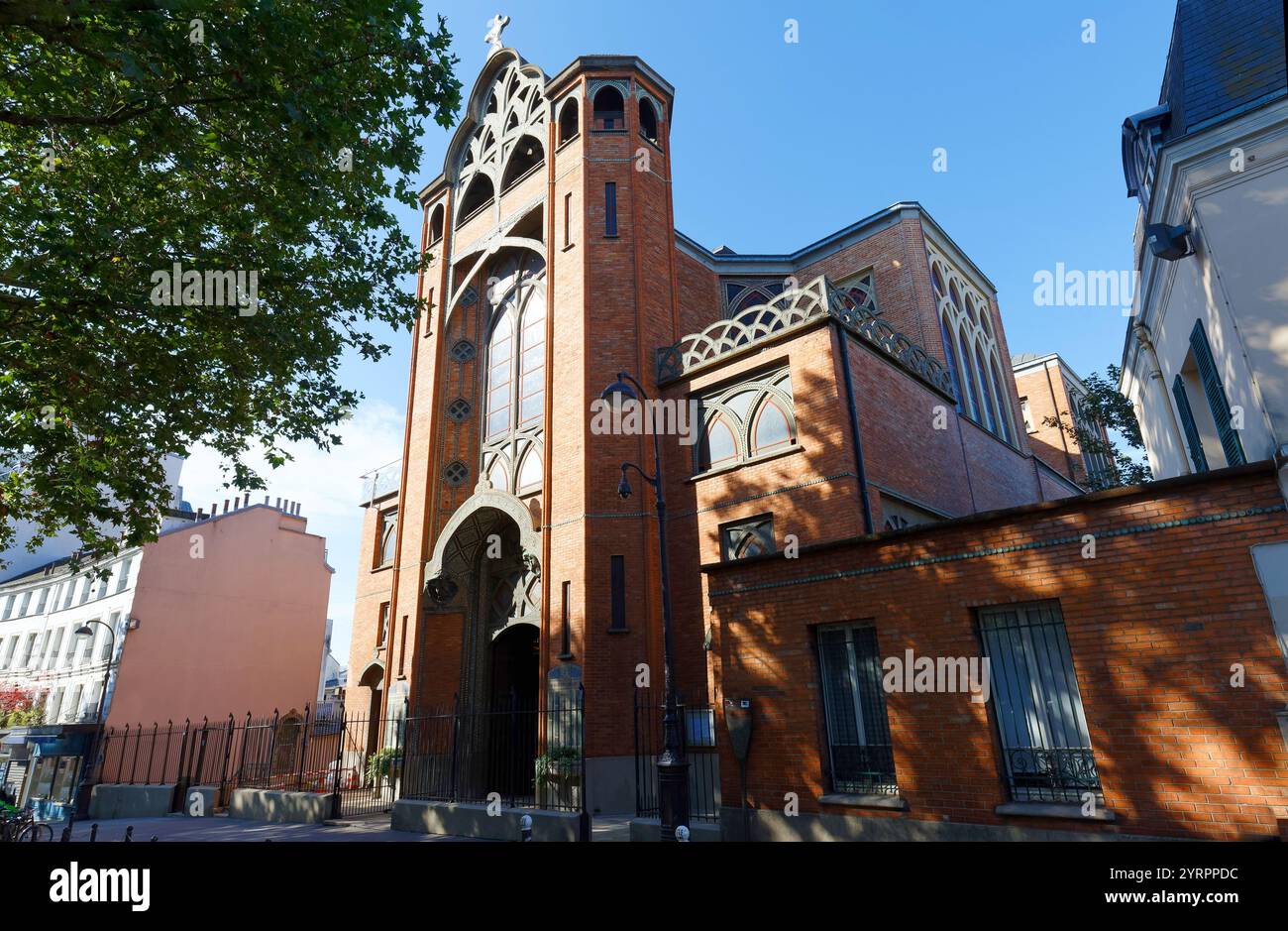 Saint-Jean de Montmartre is a Roman Catholic church. The church is ...