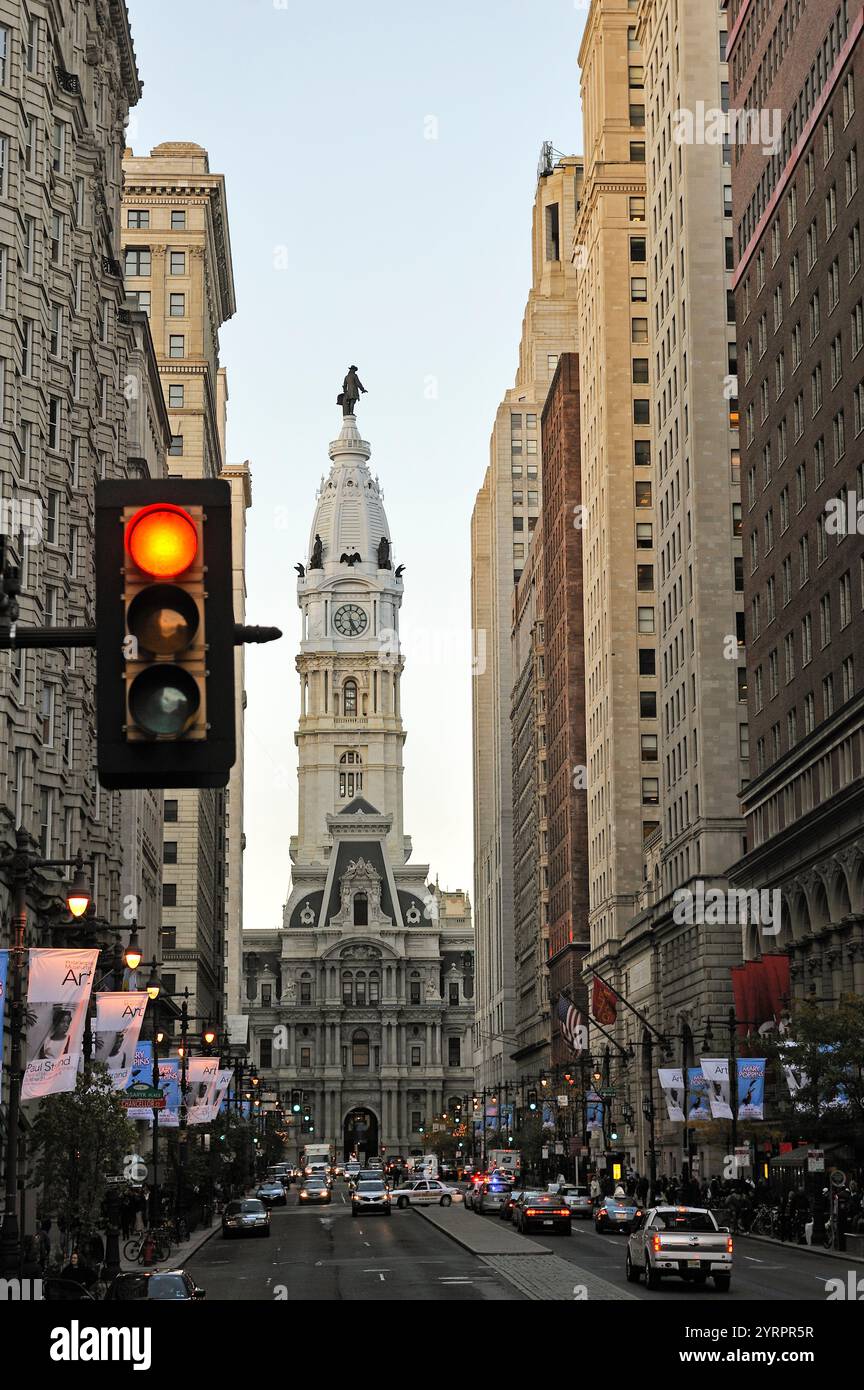 South broad street philadelphia city hi-res stock photography and ...