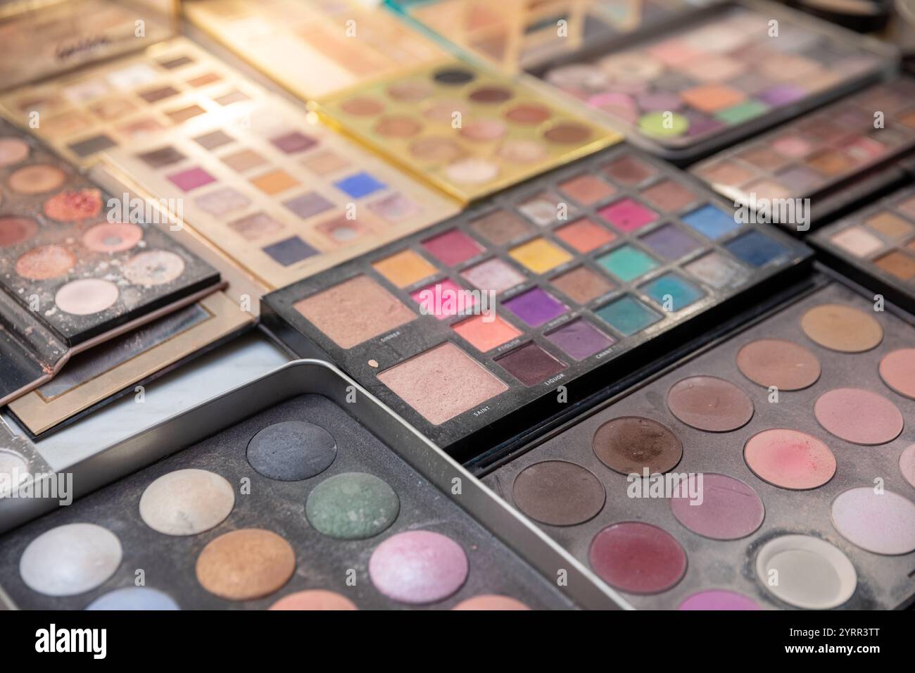 Explore colorful eye shadow palettes ideal for creative makeup artistry ...