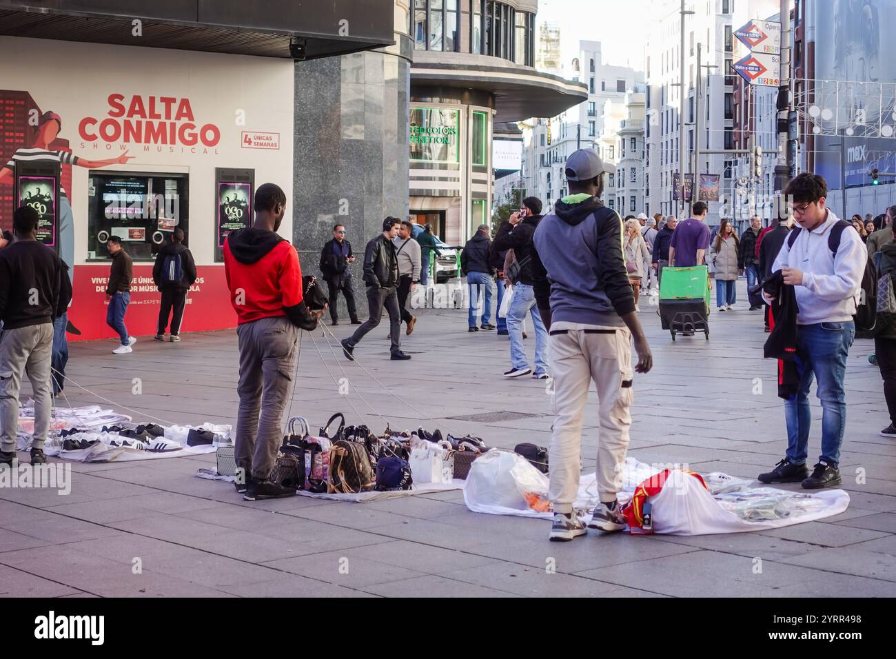 Fake goods hi-res stock photography and images - Alamy