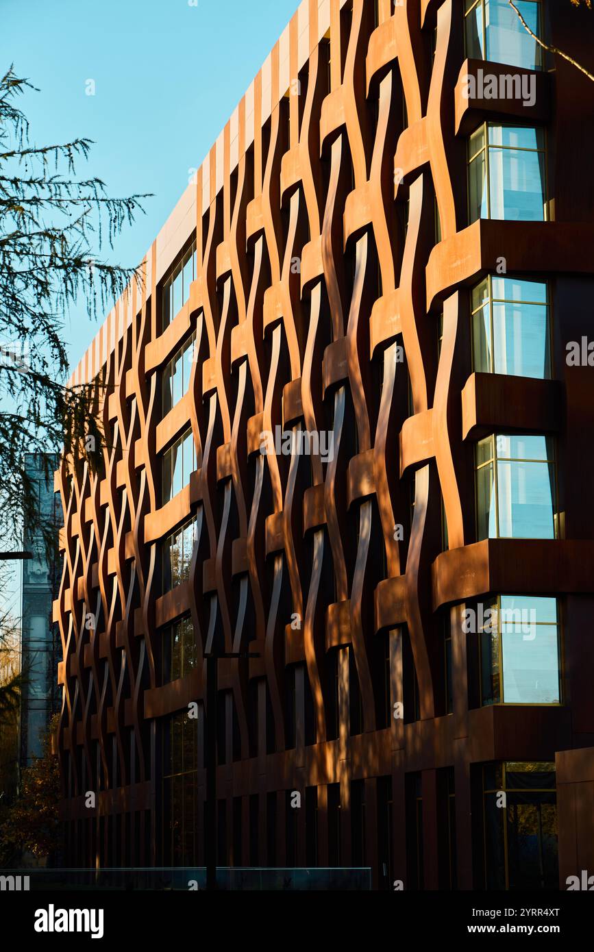 Contemporary Modern Architectural Design Featuring a Distinctive and ...