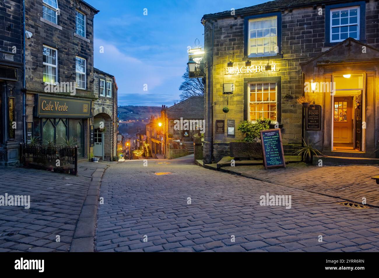 Black bull pub haworth hi-res stock photography and images - Alamy