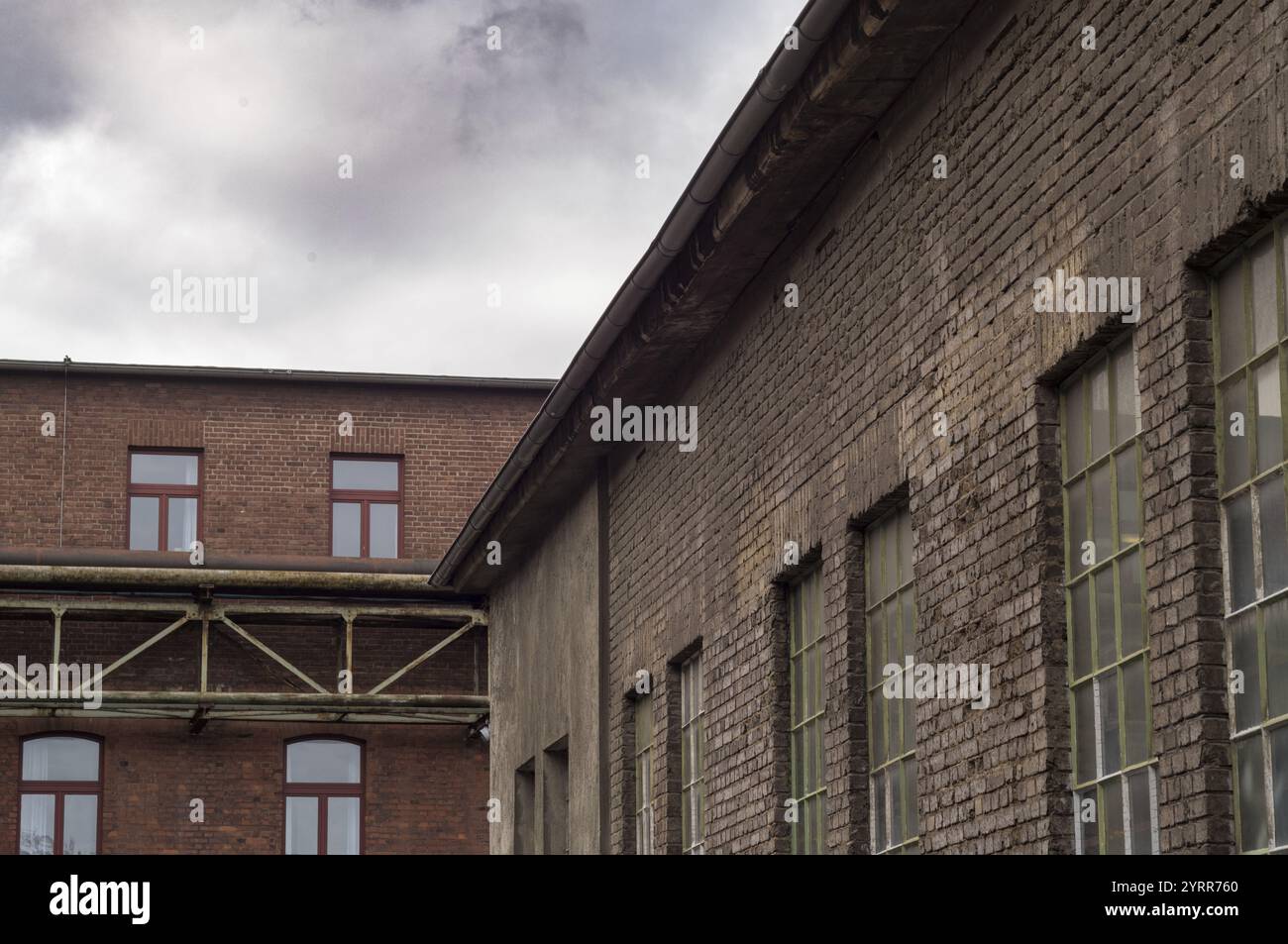 Old brick industrial building exterior hi-res stock photography and ...