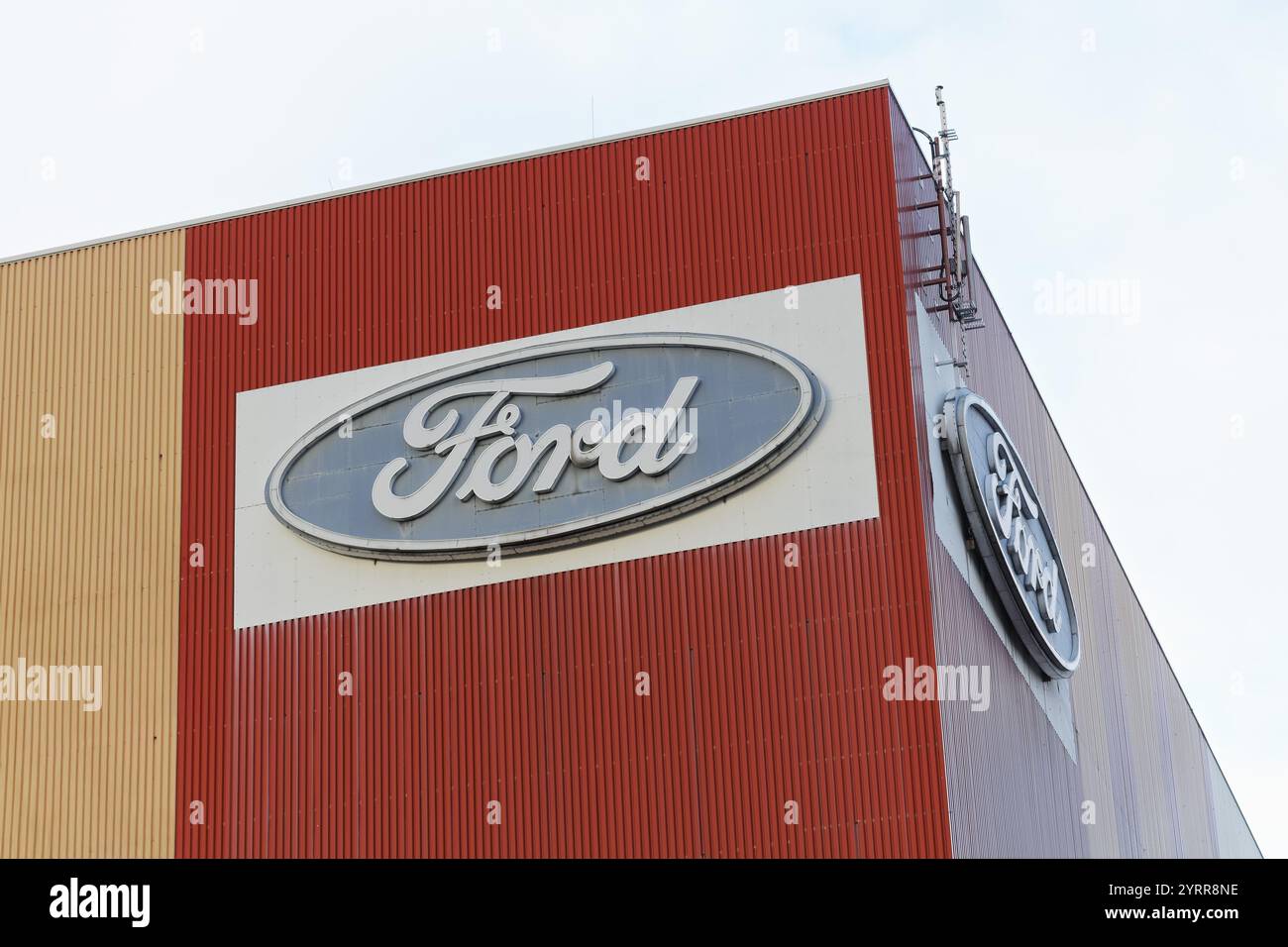 Ford logo on the parts distribution centre of Ford Werke GmbH, Cologne ...