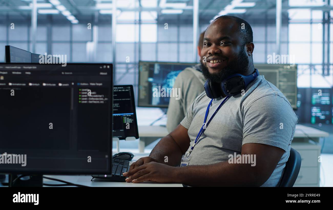 Specialist reviewing programming code hi-res stock photography and images - Alamy