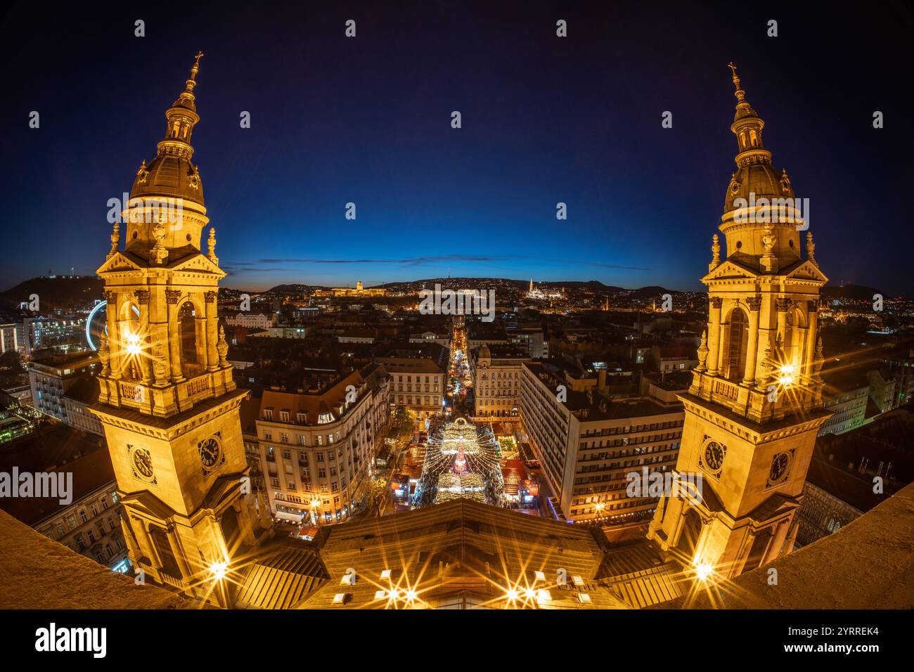 Szent Istvan Bazilika in Budapest with Christmas market Stock Photo - Alamy