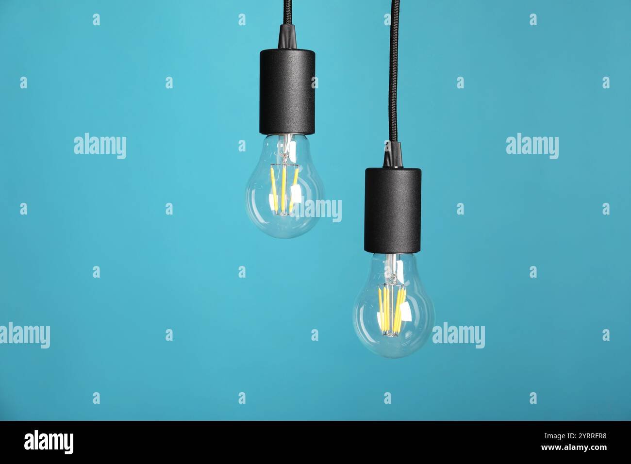 String incandescent light bulbs hi-res stock photography and images - Alamy