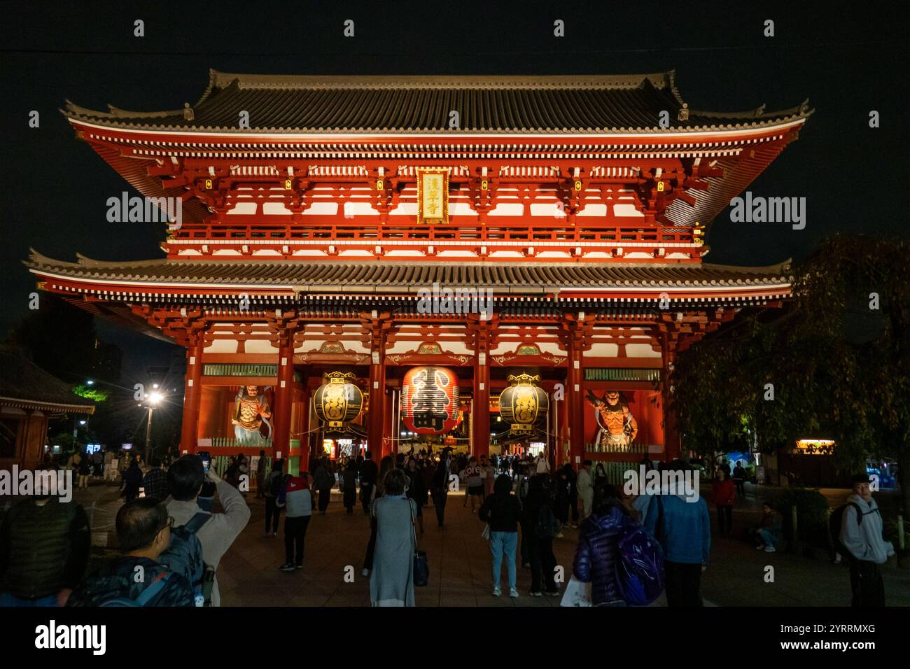 Senso-ji Buddhist temple in the Asakusa district of Tokyo Japan Stock Photo - Alamy