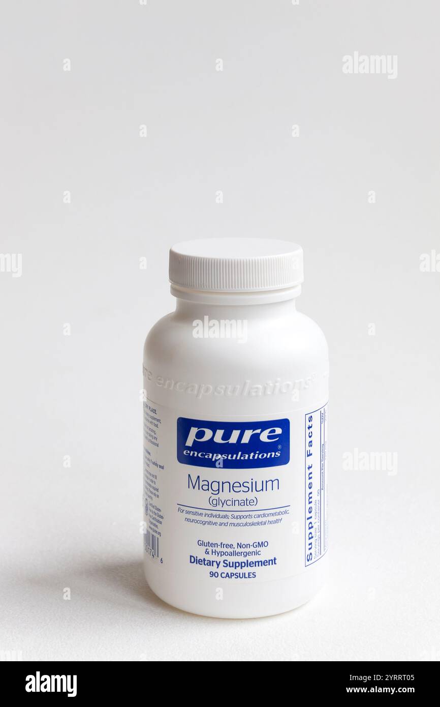 Bottle of Magnesium Glycinate Capsules Stock Photo - Alamy