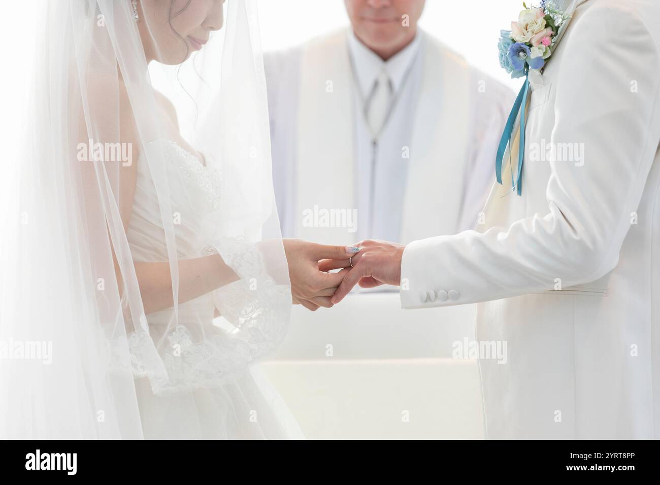 Ring exchange ceremony hi-res stock photography and images - Alamy