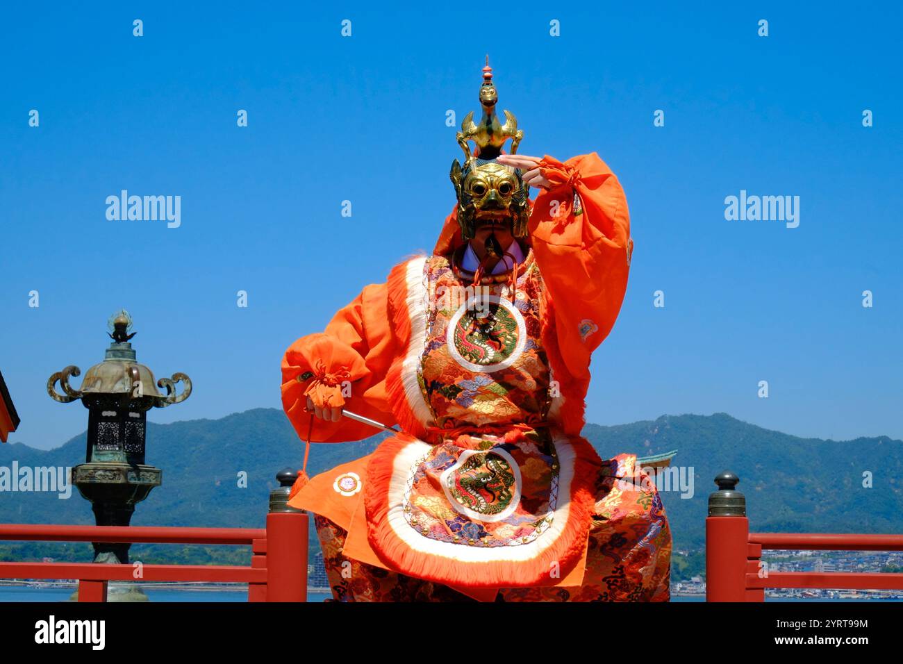 Ryo-o of Bugaku Stock Photo - Alamy
