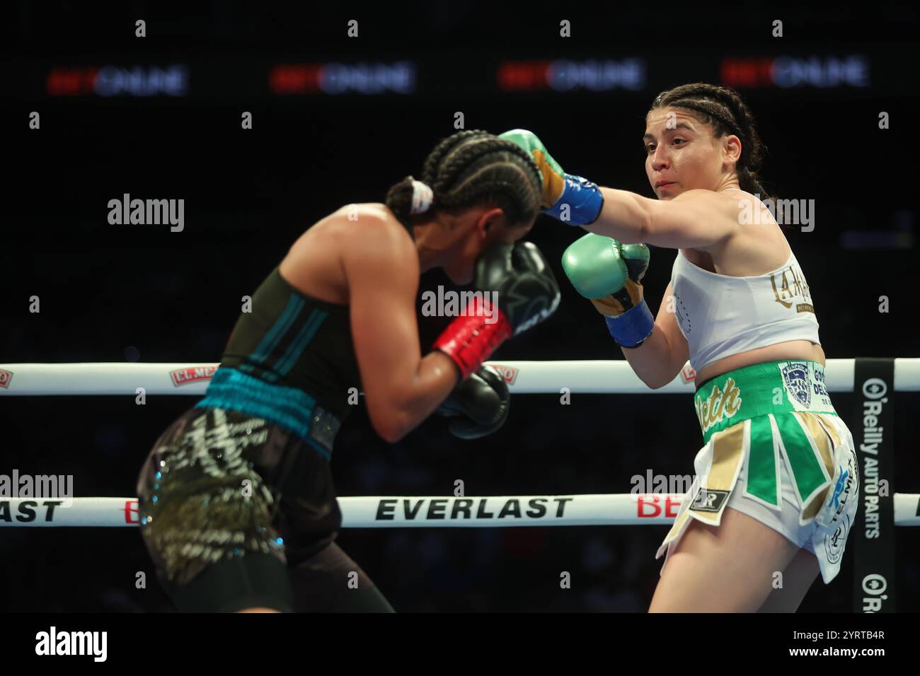 PHOENIX, ARIZONA - JUNE 29: Yamileth Mercado (R) and Ramla Ali fight during their fight for ...
