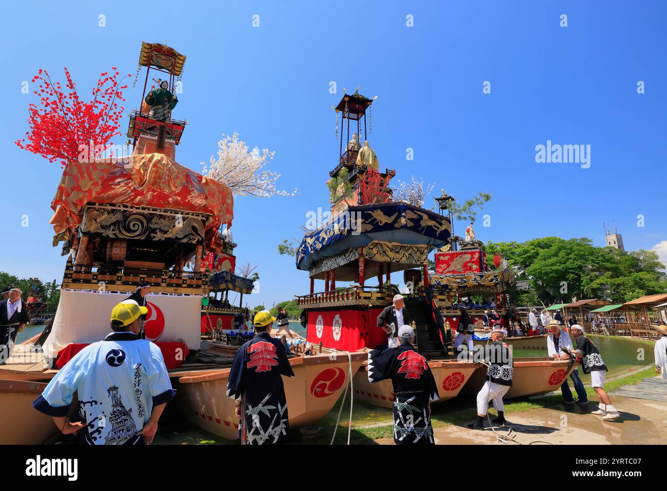 Owari Tsushima Tenno Festival Morning Festival Car Boat Ride Tsushima ...