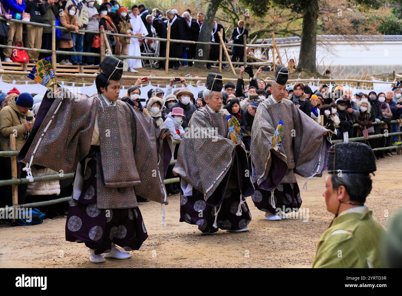 Japan nara kasuga wakamiya shrine hi-res stock photography and images ...