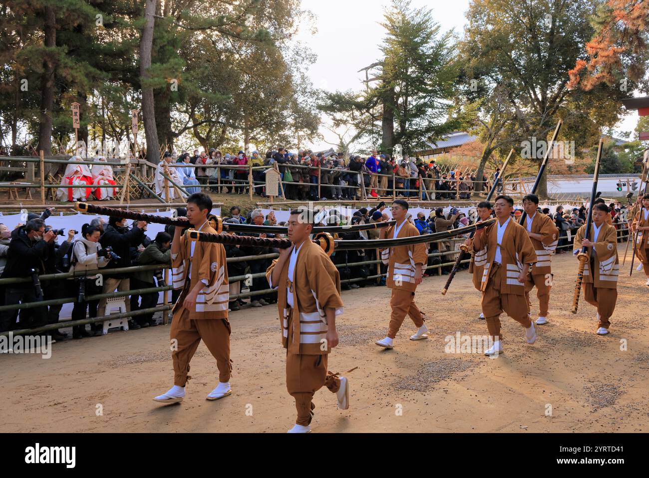 Japan nara kasuga wakamiya shrine hi-res stock photography and images ...