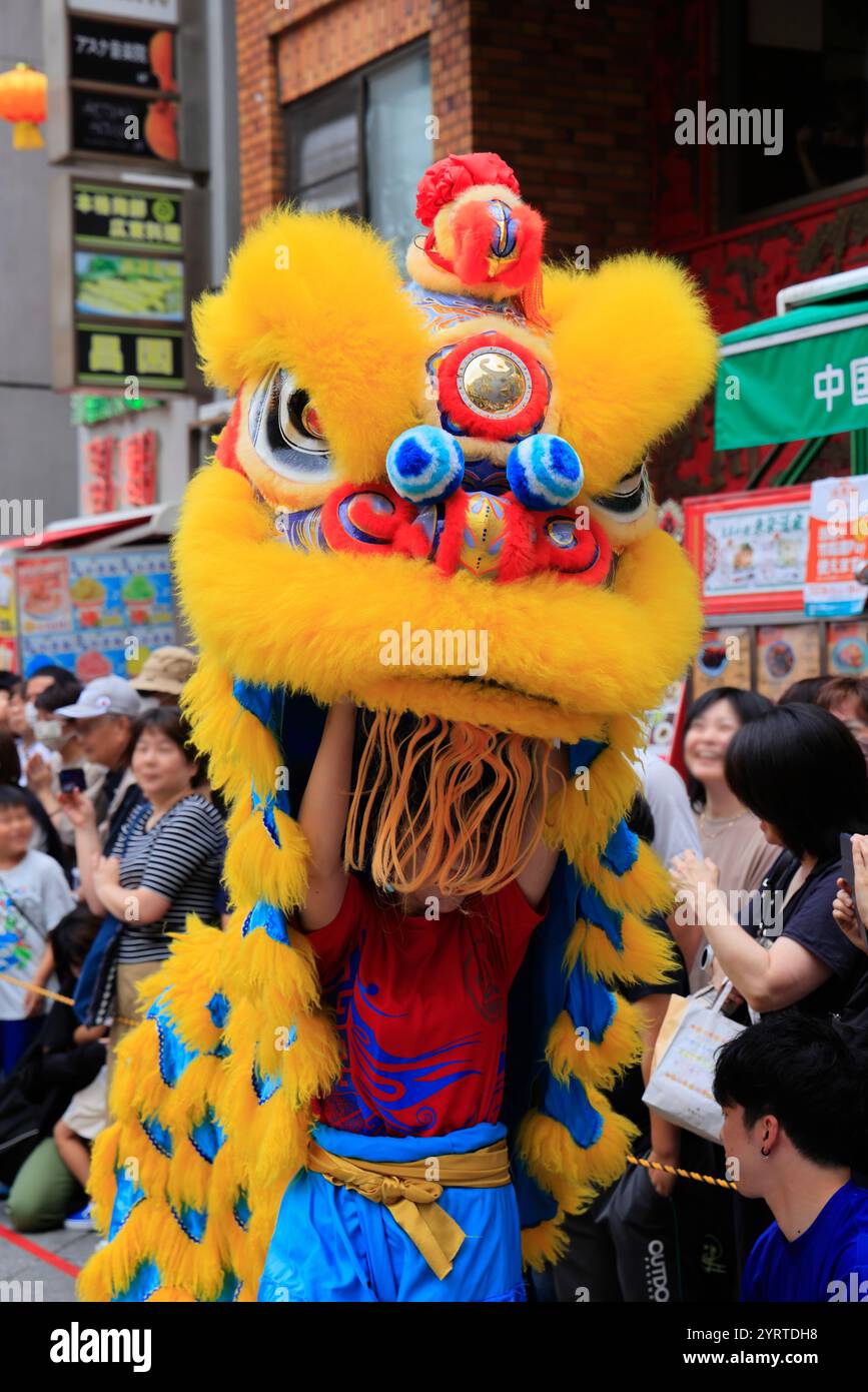 Nankinmachi Mid-Autumn Festival Lion Dance, Kobe City, Hyogo Prefecture ...