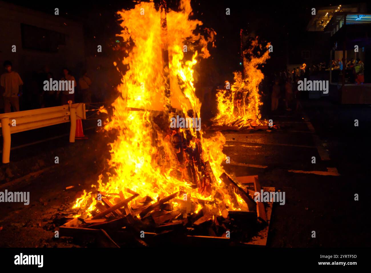 Fire festival fuji hi-res stock photography and images - Alamy