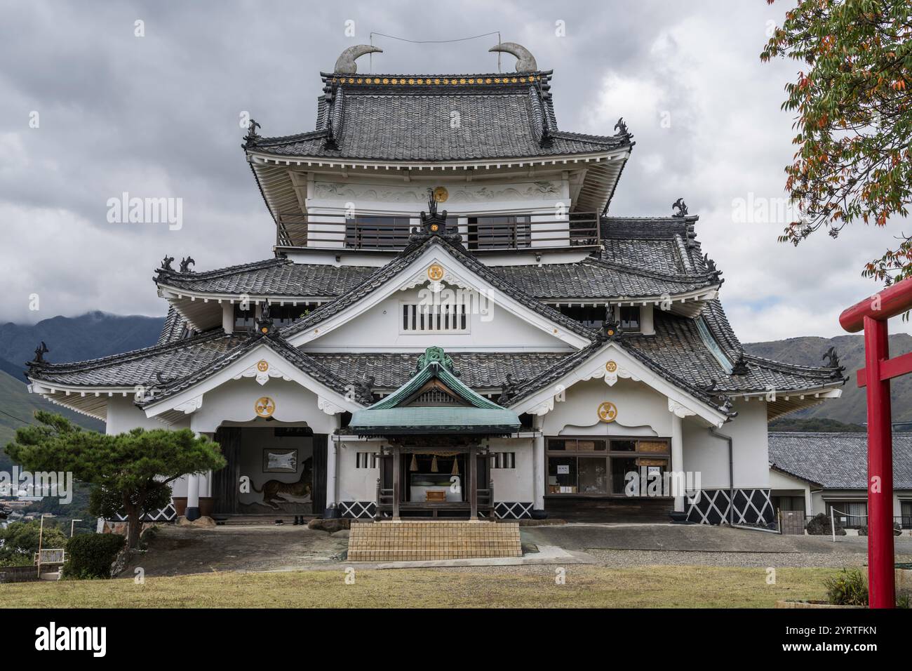 Oita castle hi-res stock photography and images - Alamy