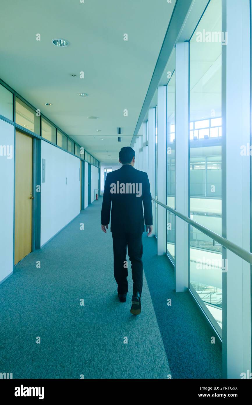 Businessman stand back view hi-res stock photography and images - Alamy