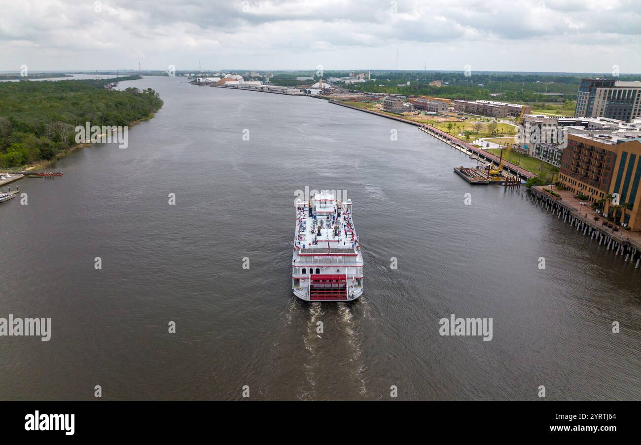 APRIL 6, 2022, SAVANNAH GEORGIA, USA - Aerial view of historic Savannah ...