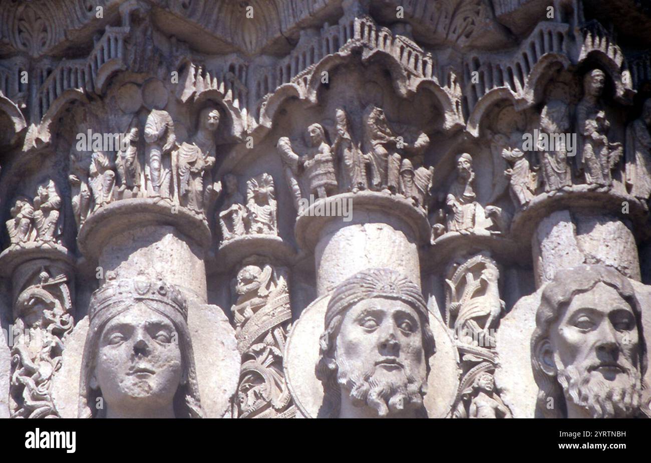 Chartres Cathedral; queen, Jew, Isaiah, life of Mary and of Christ ...