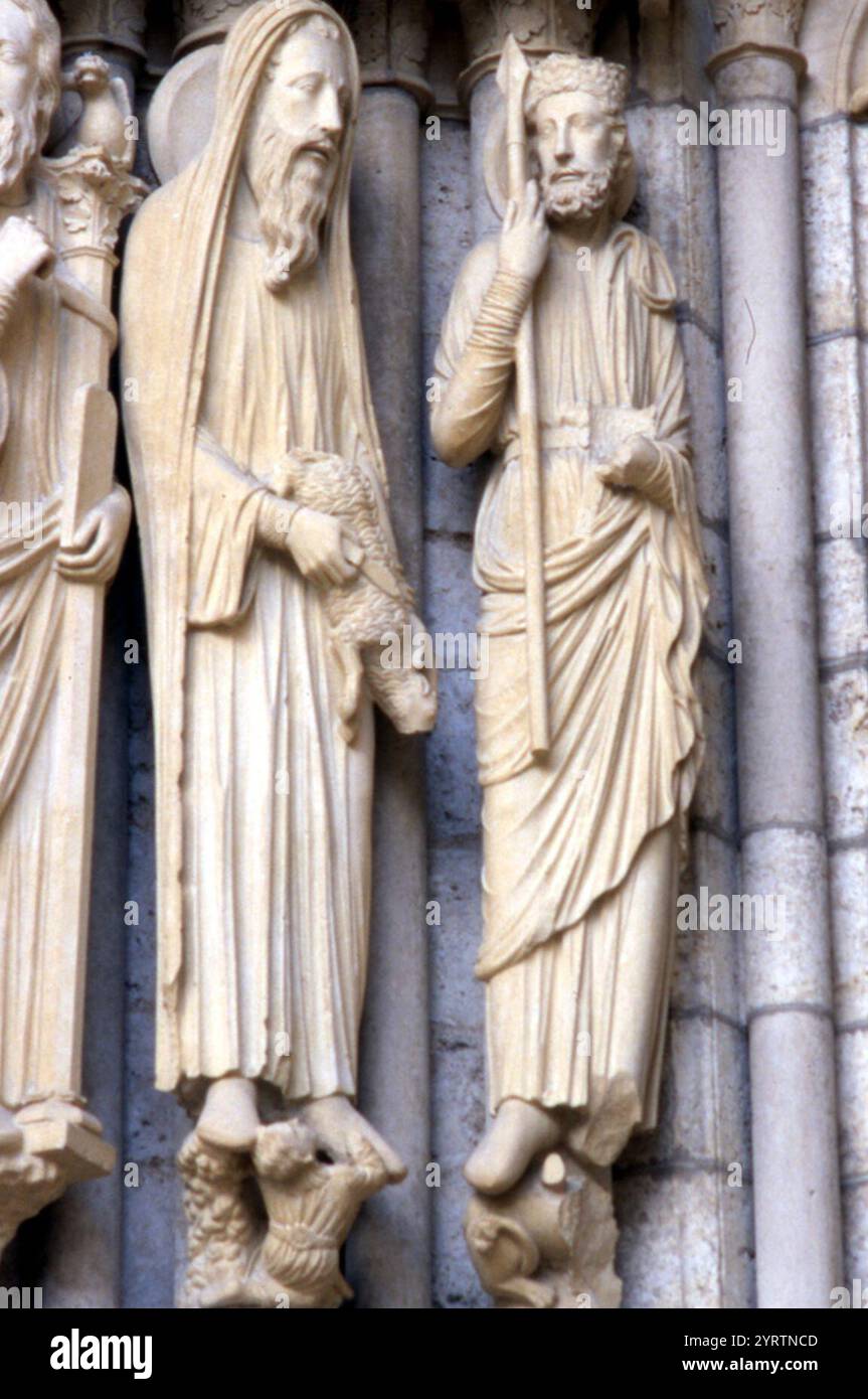 Chartres Cathedral; Samuel, David; left embrasure jamb figures, central ...