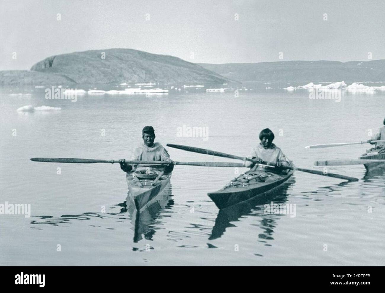 Qajaq inuit hi-res stock photography and images - Alamy