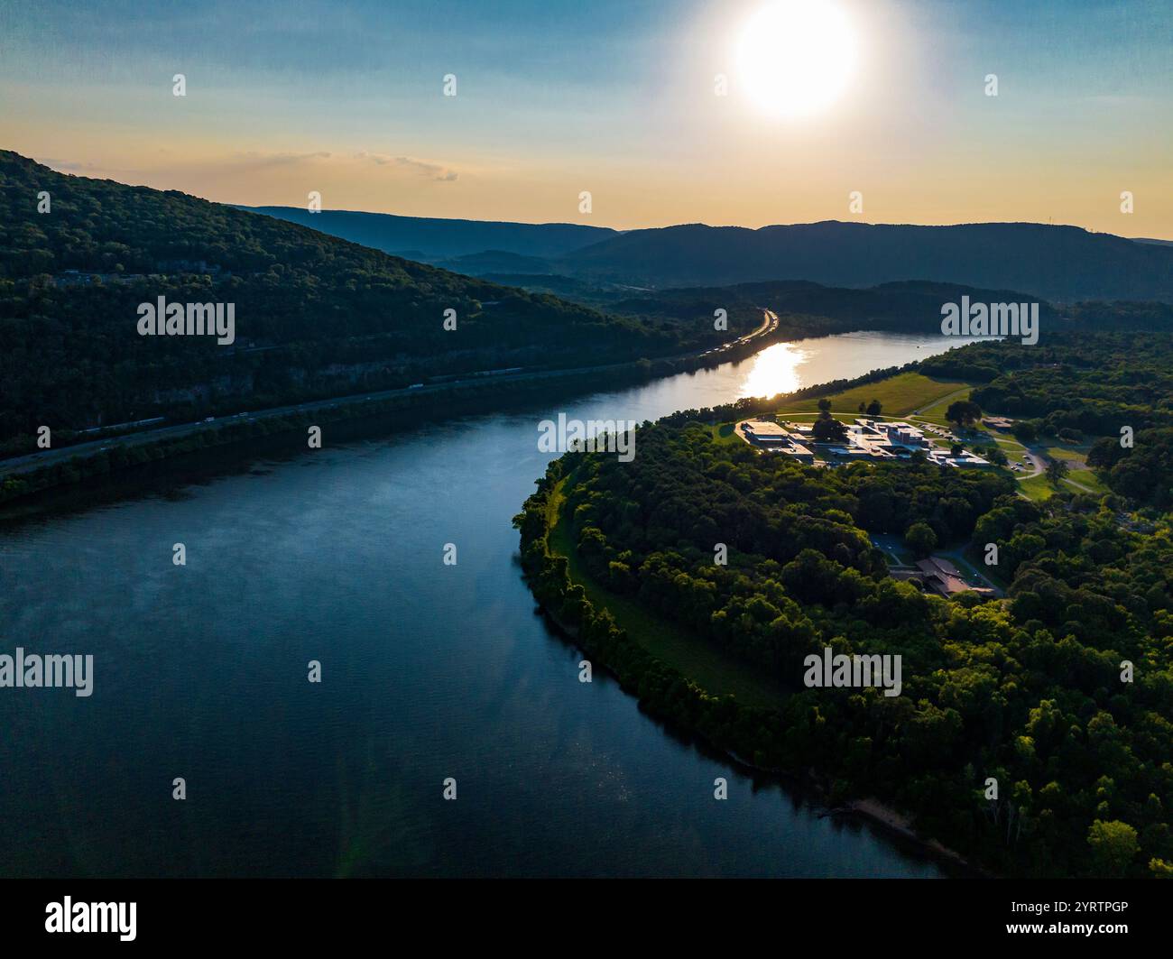 drone view of Chattanooga TN. and the Tennessee River Stock Photo - Alamy