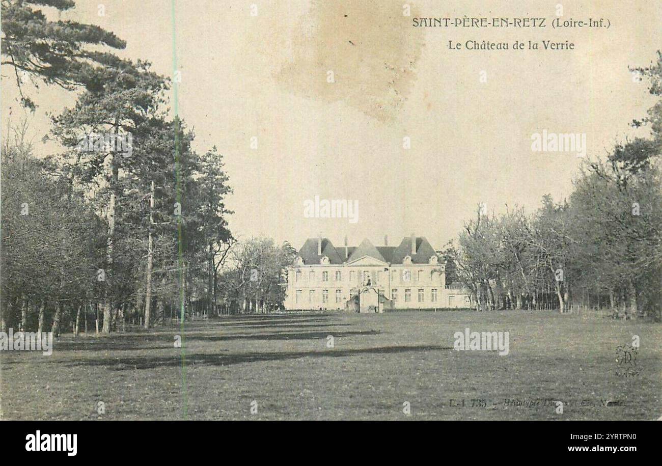 Chateau de la Verrie coté entrée Stock Photo - Alamy